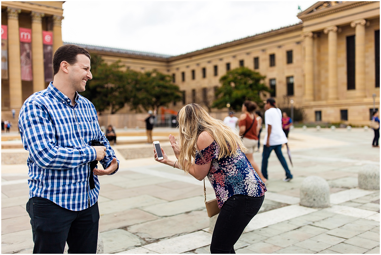Jon + Meredith a Philadelphia Art Museum Proposal - Right Start Photography